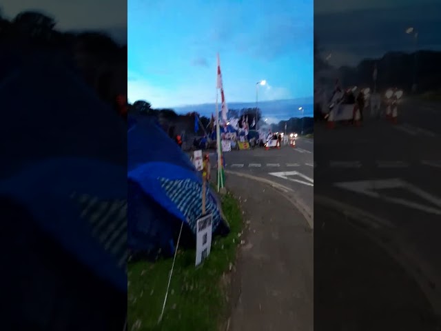 Welsh signs at RAF Scampton protest – iTV.ie