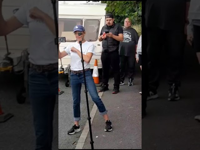 Katie Hopkins at Stradey Park Hotel migrant protest – iTV.ie